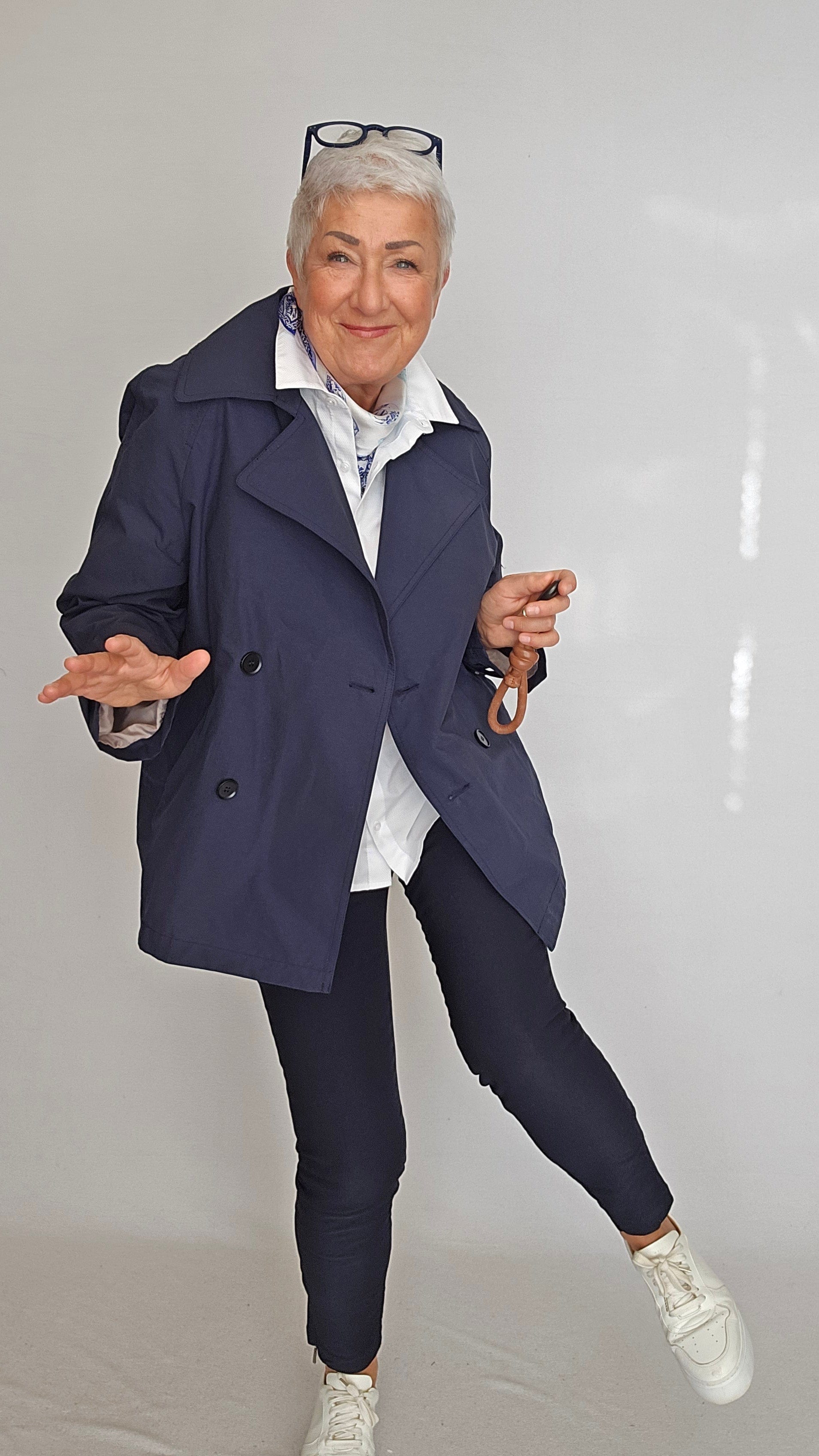 Cero Etage- Trenchcoat Short, Navy blue – Kunstkolonialen
